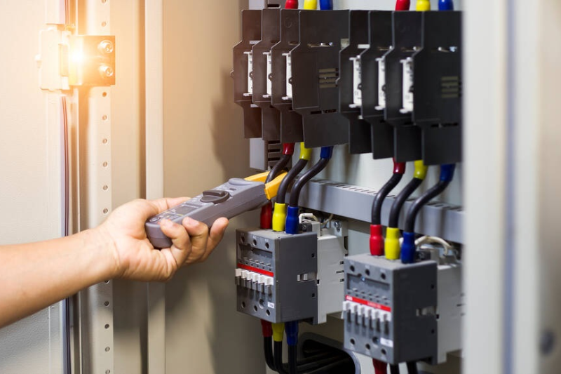 Understanding 3 phase power and its advantages - Helloelectrical.com.au